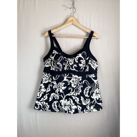 Lands' End | Tops | Lands End Womens 6w Tankini Swim Top Black White ...